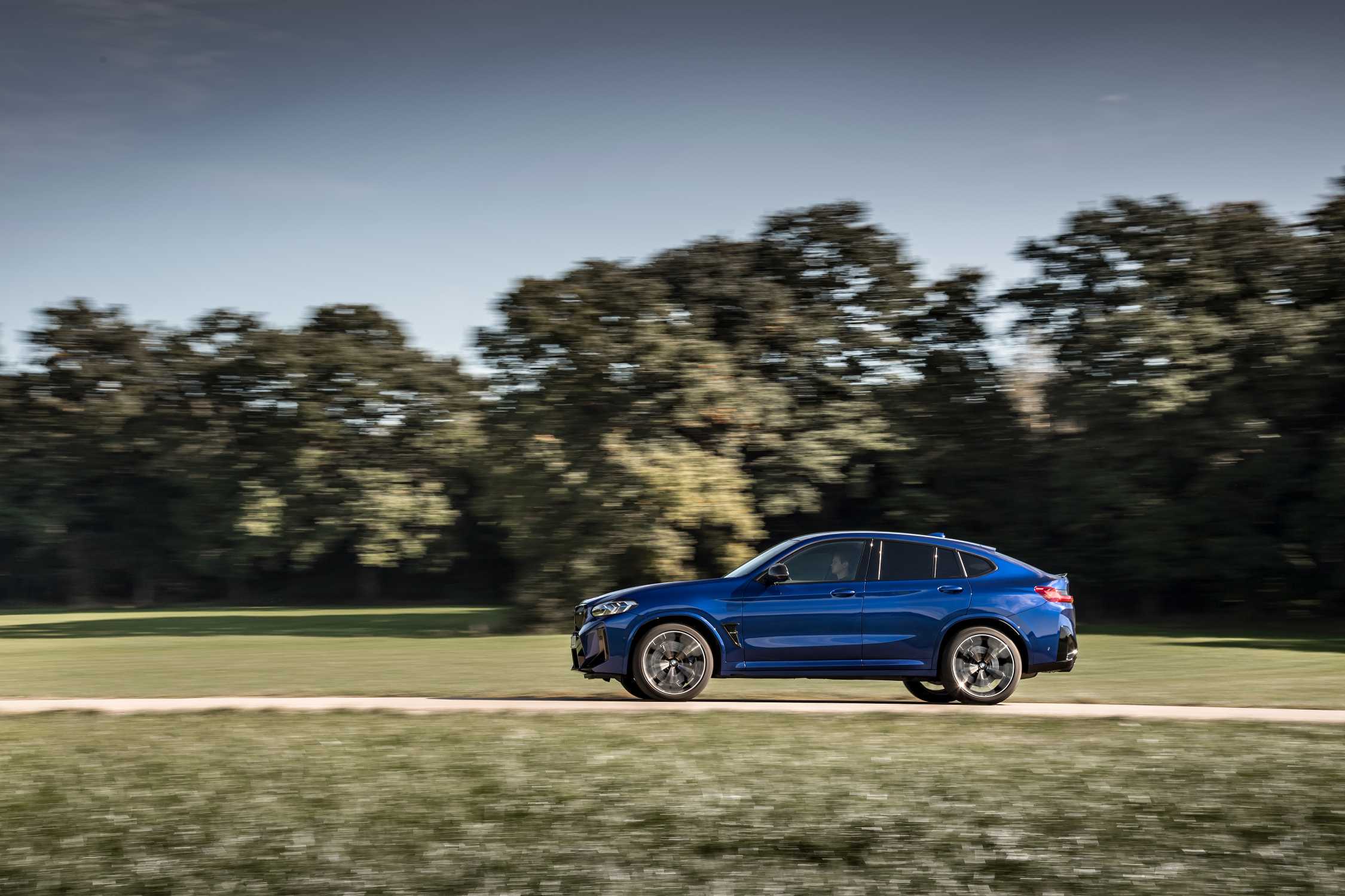 BMW X4M Marina Bay Blue metallic (11/2021).
