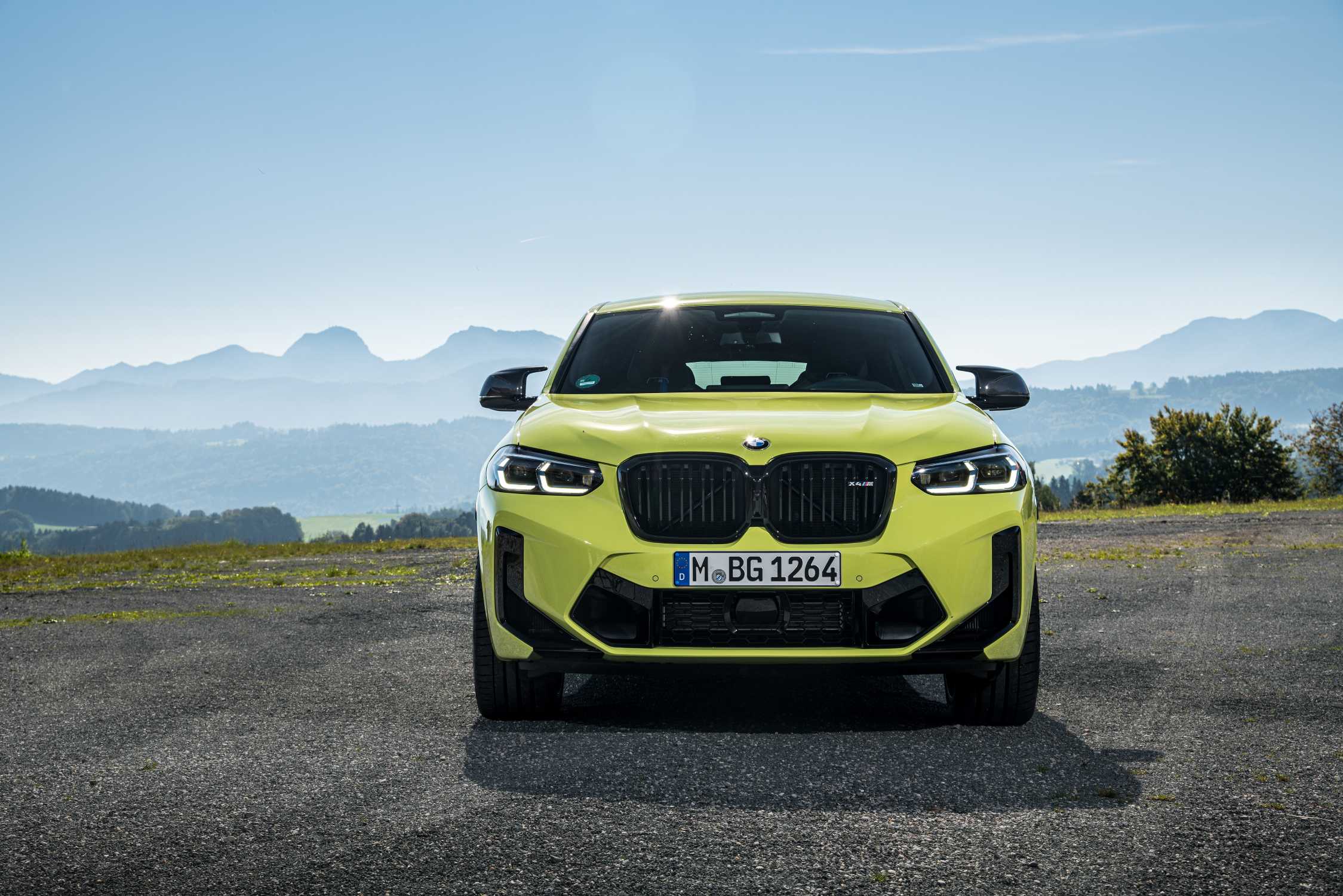 BMW X4M Sao Paulo Yellow (11/2021).