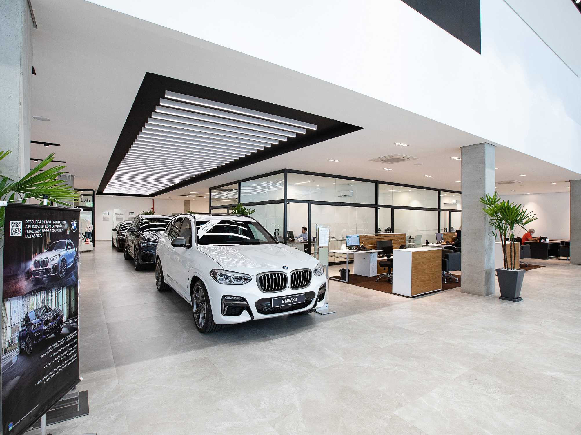 BMW dealership network gets a new customer-focused design (11/2021)