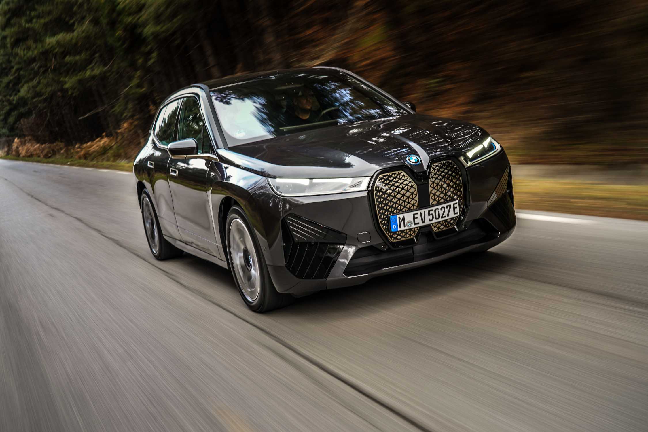 BMW iX xDrive50, on location photos, Bulgaria (11/2021)