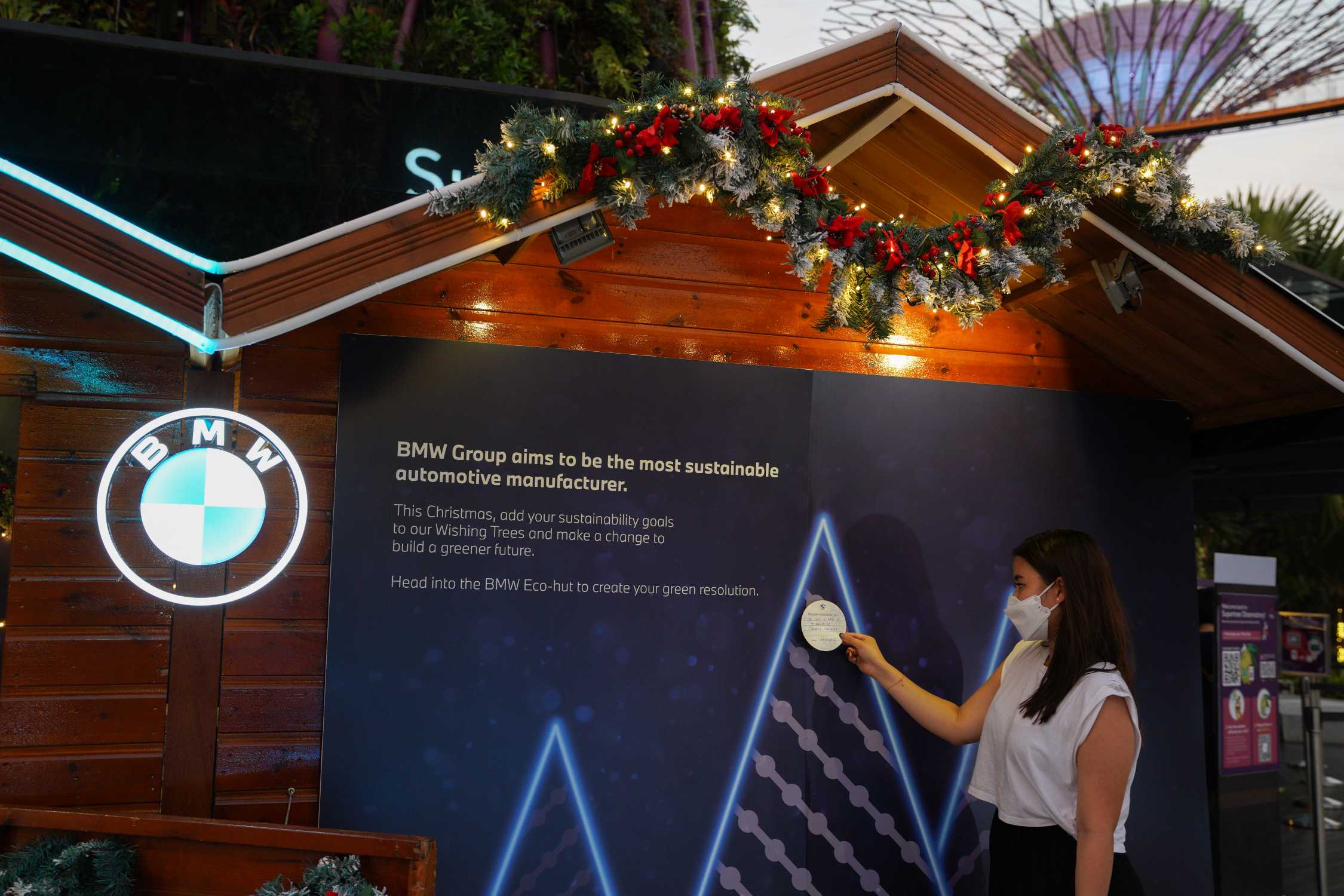 BMW at Christmas Wonderland (12/2021)