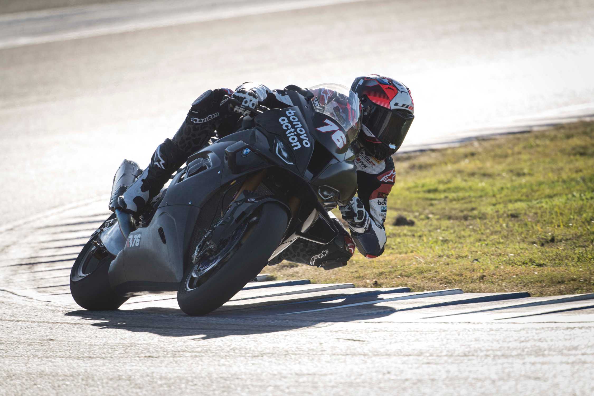Jerez de la Frontera (SPA), 15th December 2021. Winter Test. BMW ...