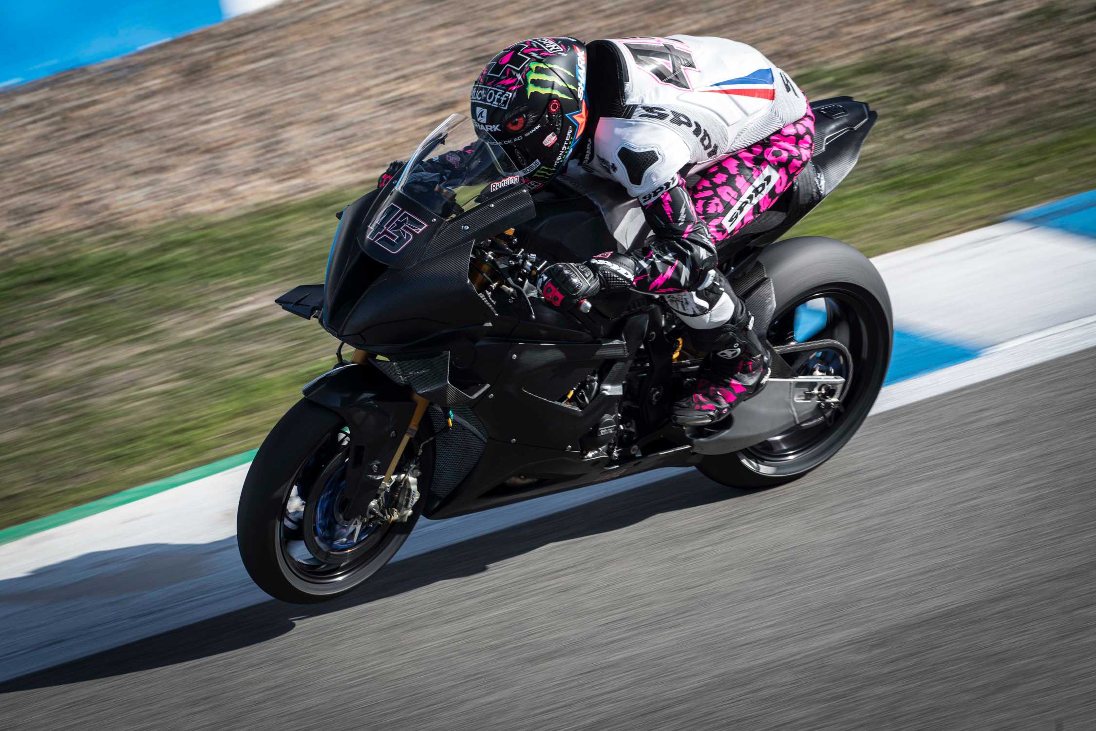 Jerez de la Frontera (SPA), 16th December 2021. Winter Test. BMW ...