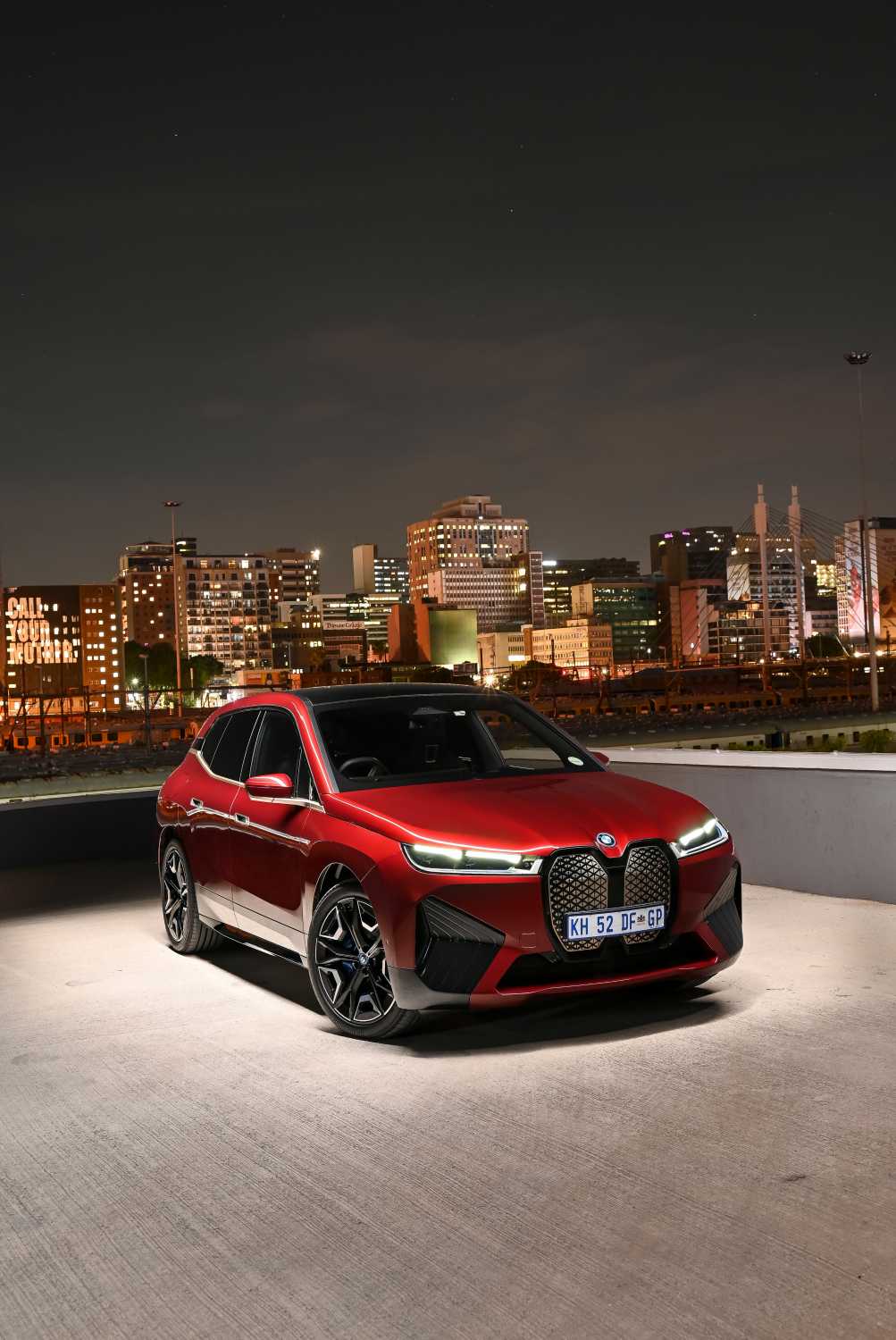 BMW iX xDrive50 (12/2021)