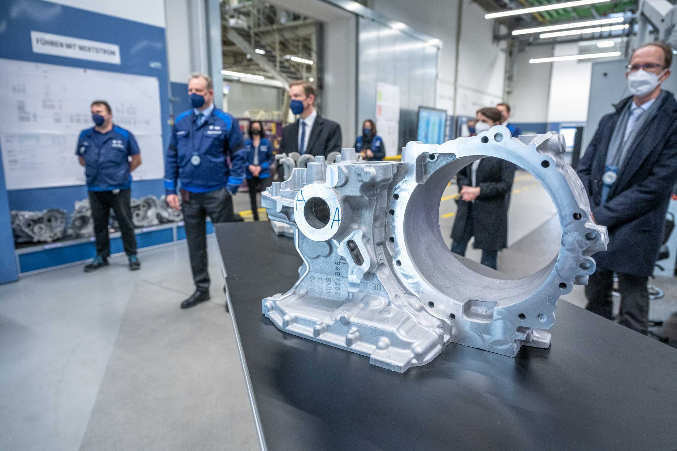 Ausgezeichnete Arbeitssicherheit im BMW Group Werk Landshut: Der ...