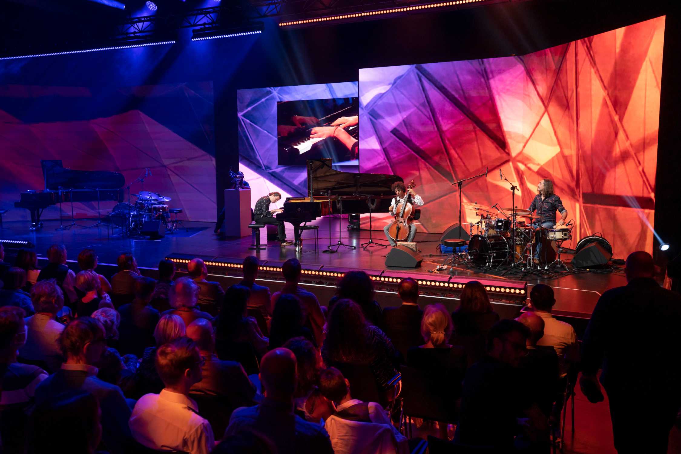 The winner of the BMW Welt Jazz Award 2022: Marco Mezquida Trio, f.l.t ...