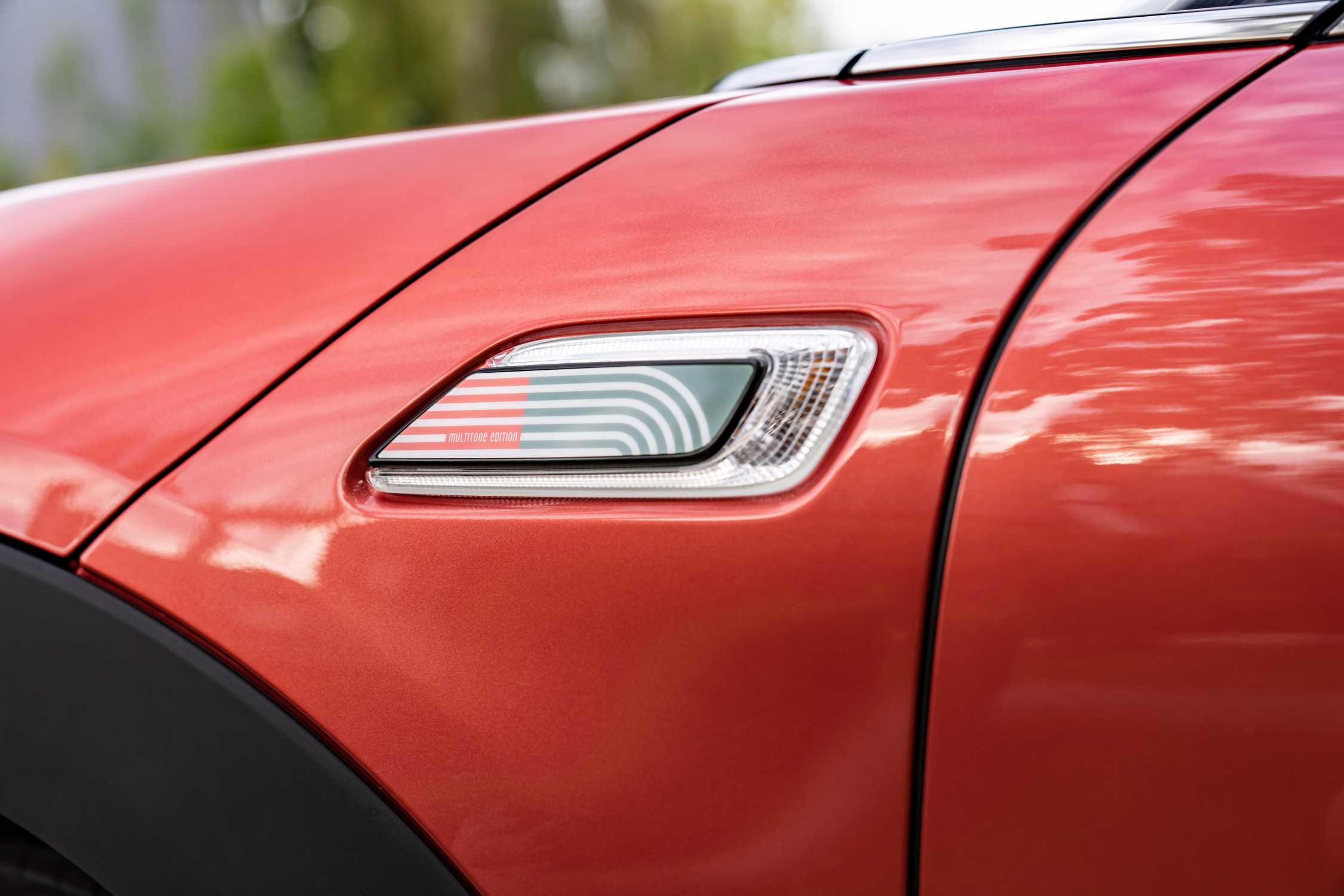 mini-cooper-s-clubman-multitone-edition-08-2022