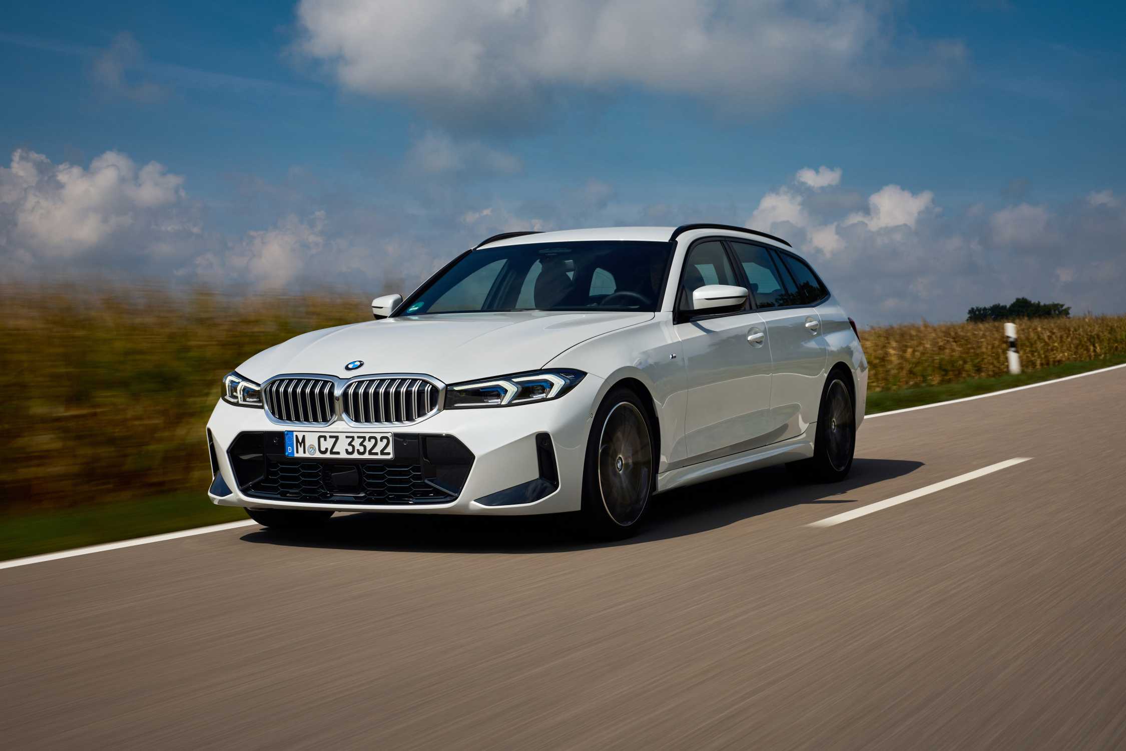 The new BMW 3 Series Sedan and the new BMW 3 Series Touring (09/2022). BMW M340i xDrive, BMW ...