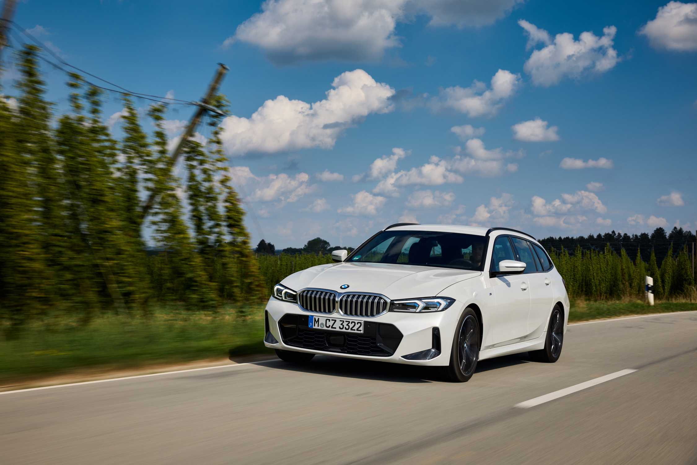The new BMW 3 Series Sedan and the new BMW 3 Series Touring (09/2022). BMW M340i xDrive, BMW ...