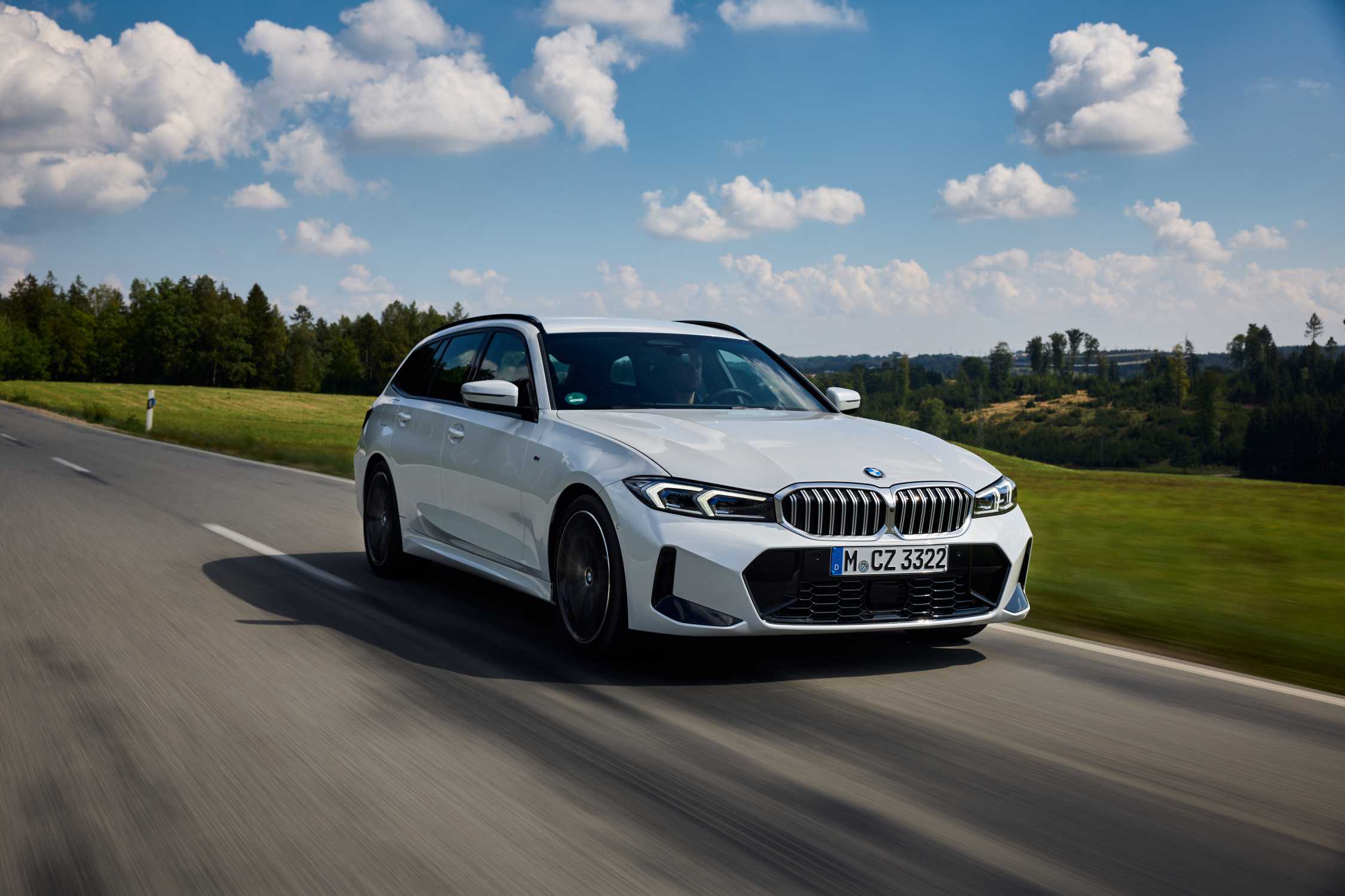 The new BMW 3 Series Sedan and the new BMW 3 Series Touring (09/2022). BMW M340i xDrive, BMW ...