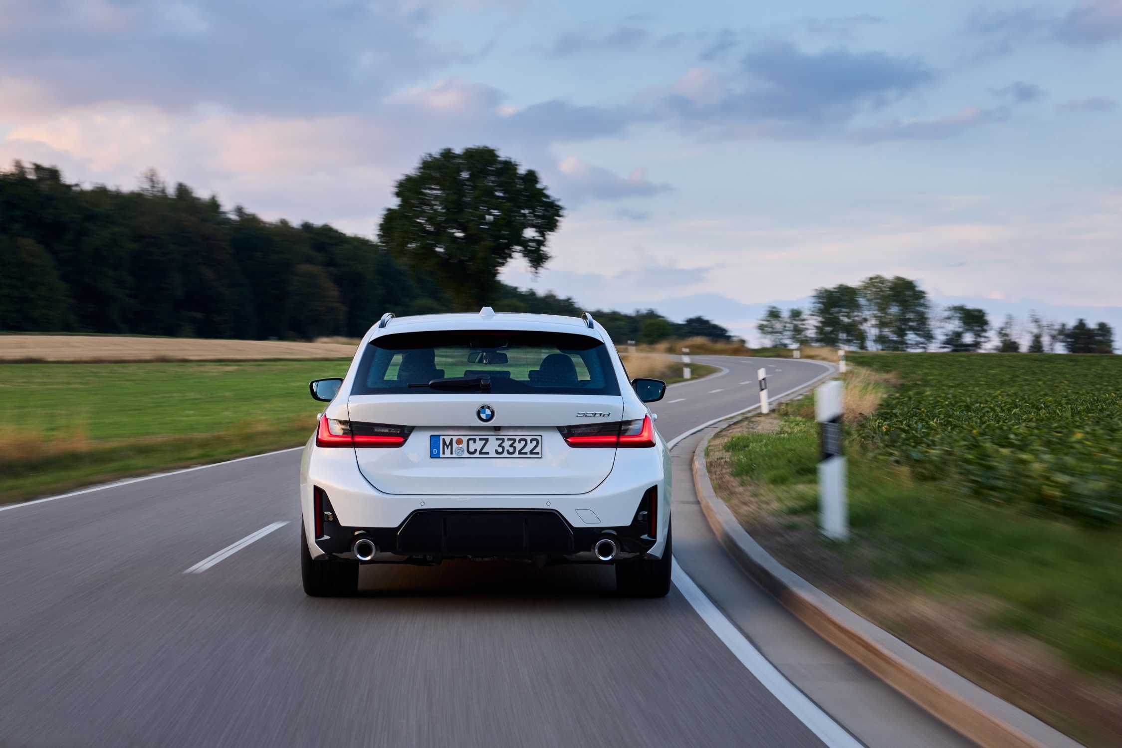 The new BMW 3 Series Sedan and the new BMW 3 Series Touring (09/2022). BMW M340i xDrive, BMW ...