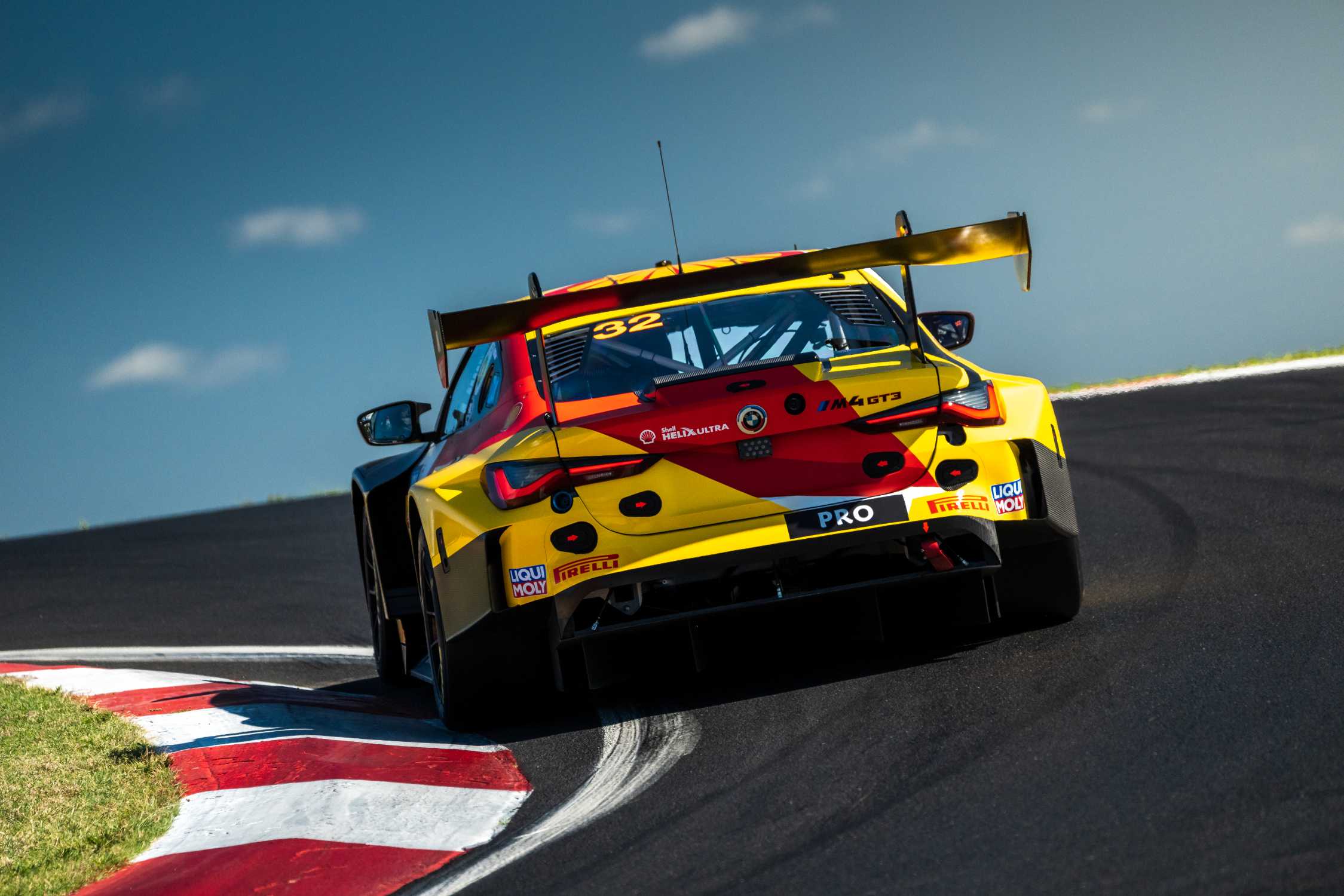 Bathurst (AUS), 2nd to 5th February 2023. BMW M Motorsport, Bathurst 12 ...