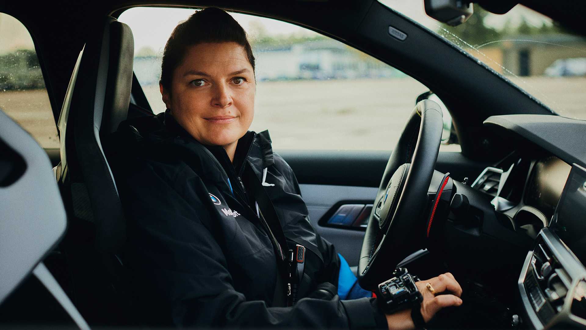 BMW M Driving Experience - driver safety training courses for people ...
