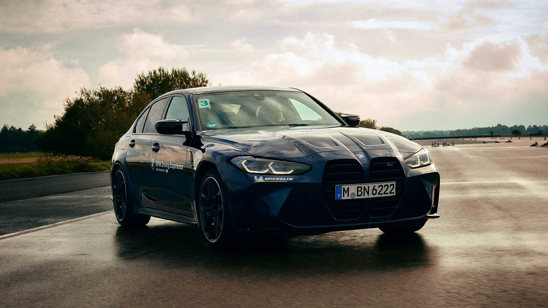 BMW M Driving Experience - driver safety training courses for people ...