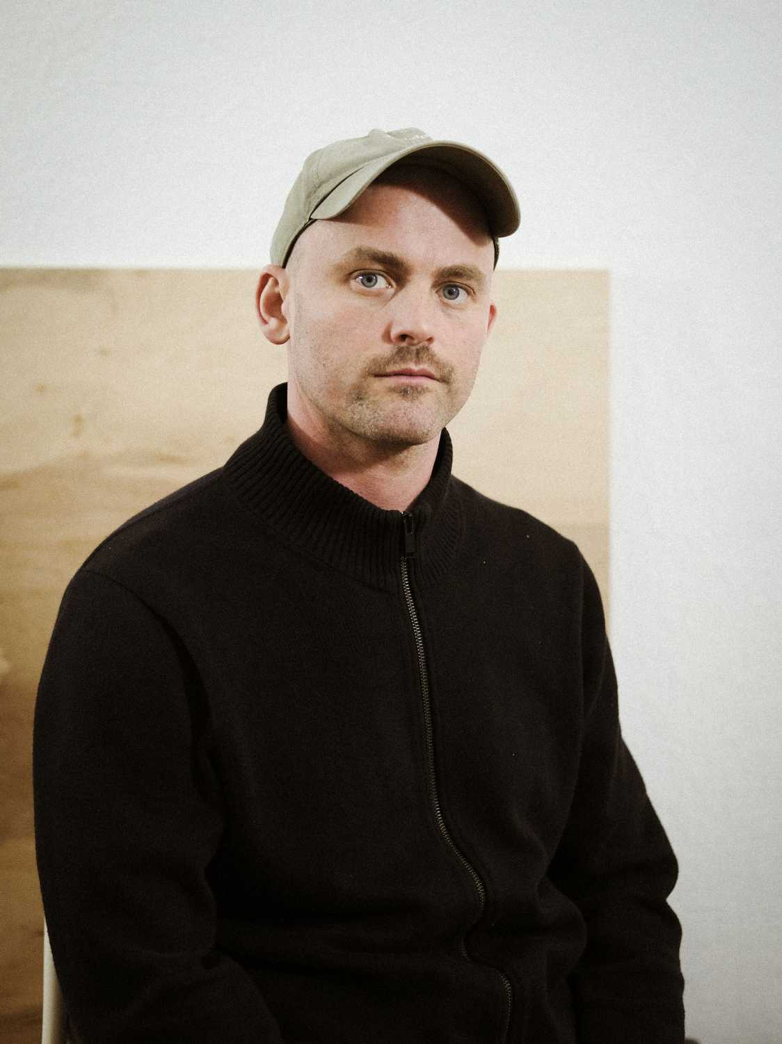 James Richards, Portrait. Photo: Victor Luque (04/2023)
