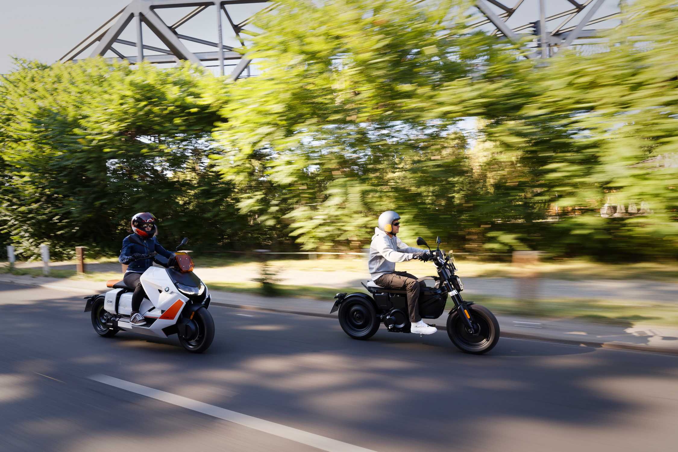 BMW CE 04 & BMW CE 02. (08/2023)