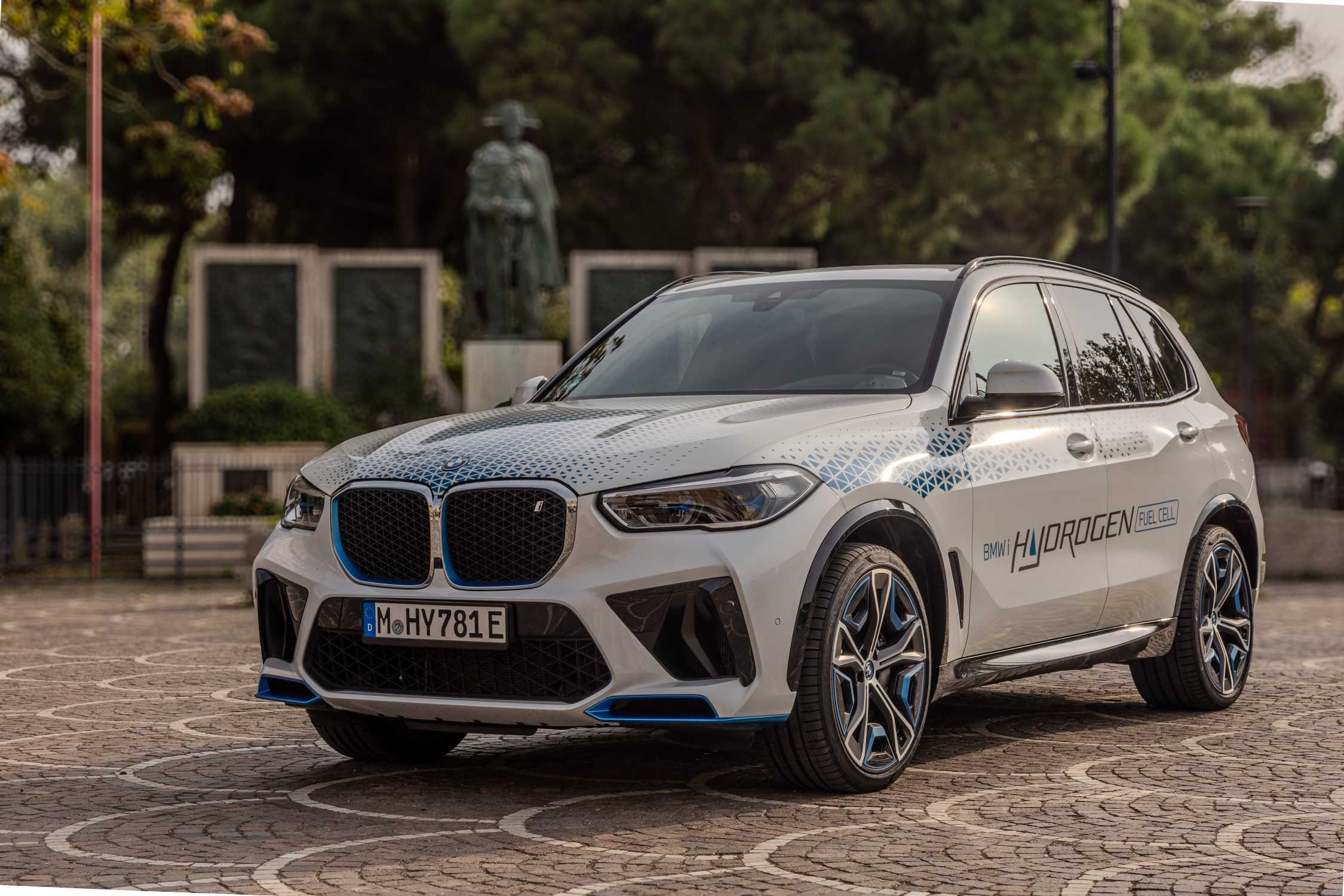 BMW iX5 Hydrogen (10/2023)