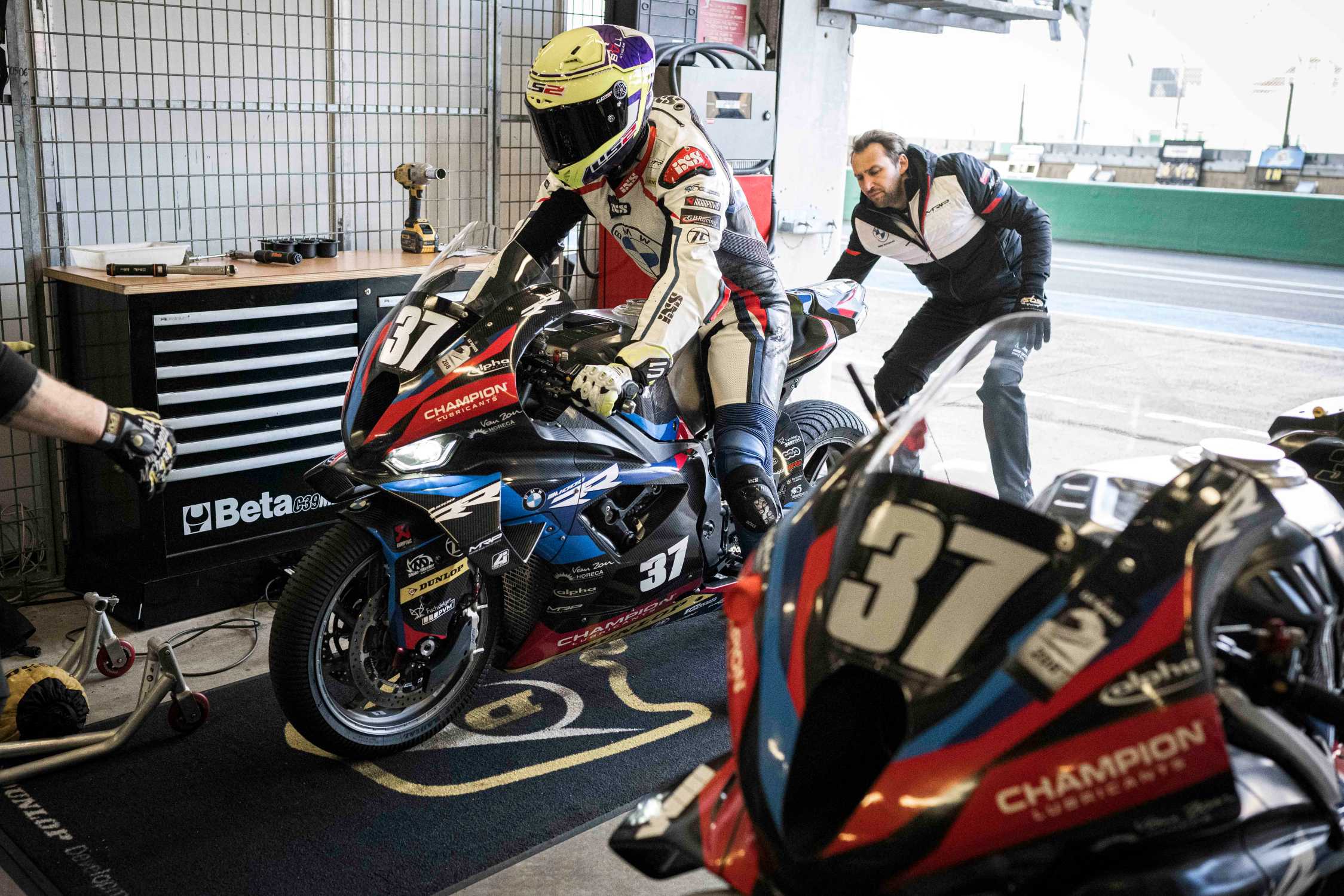 Le Mans (FRA), 2nd April 2024. BMW Motorrad Motorsport, FIM Endurance ...