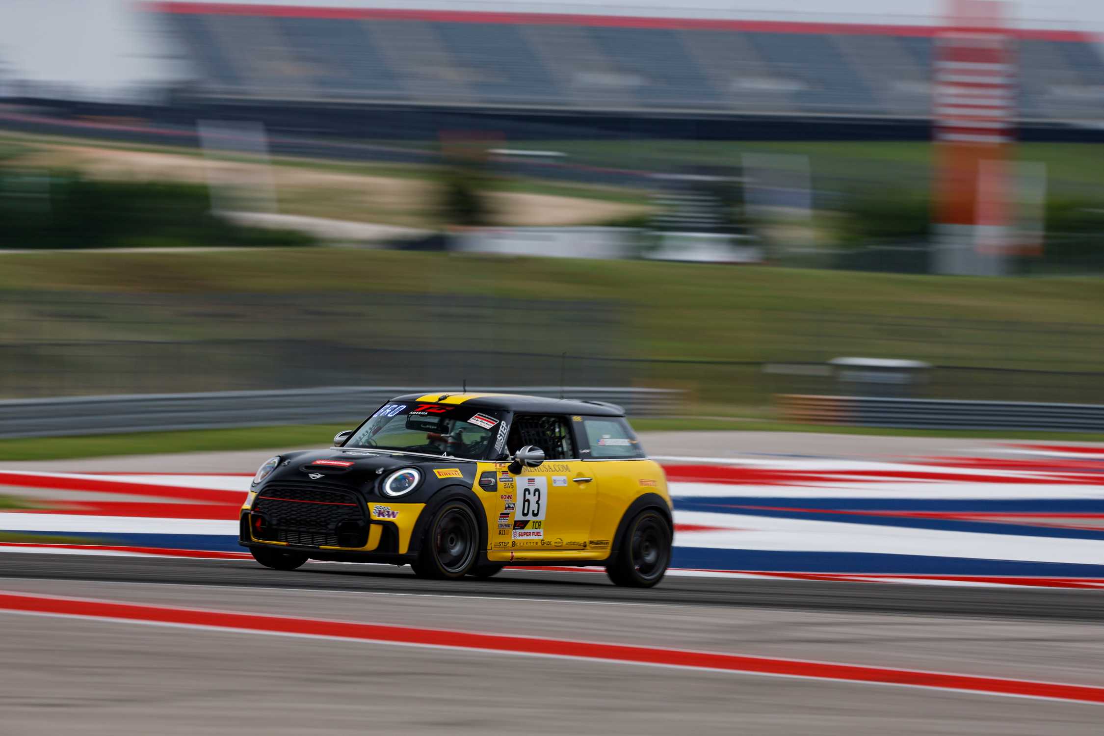 MINI USA AND THE MINI JOHN COOPER WORKS RACE TEAM HEAD TO CIRCUIT OF ...