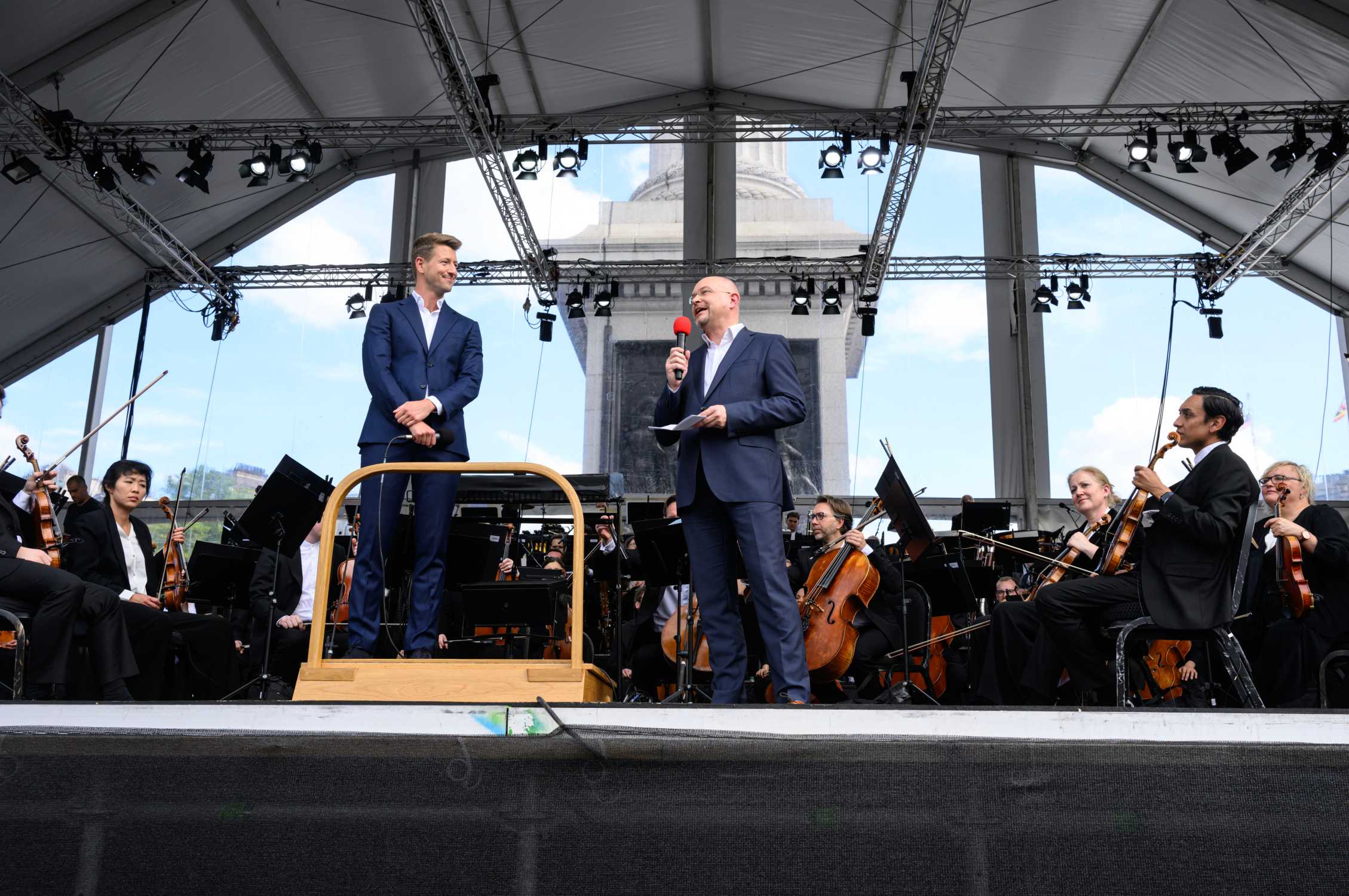 BMW invites to BMW Classics, 13 July 2024 on Trafalgar Square in London ...