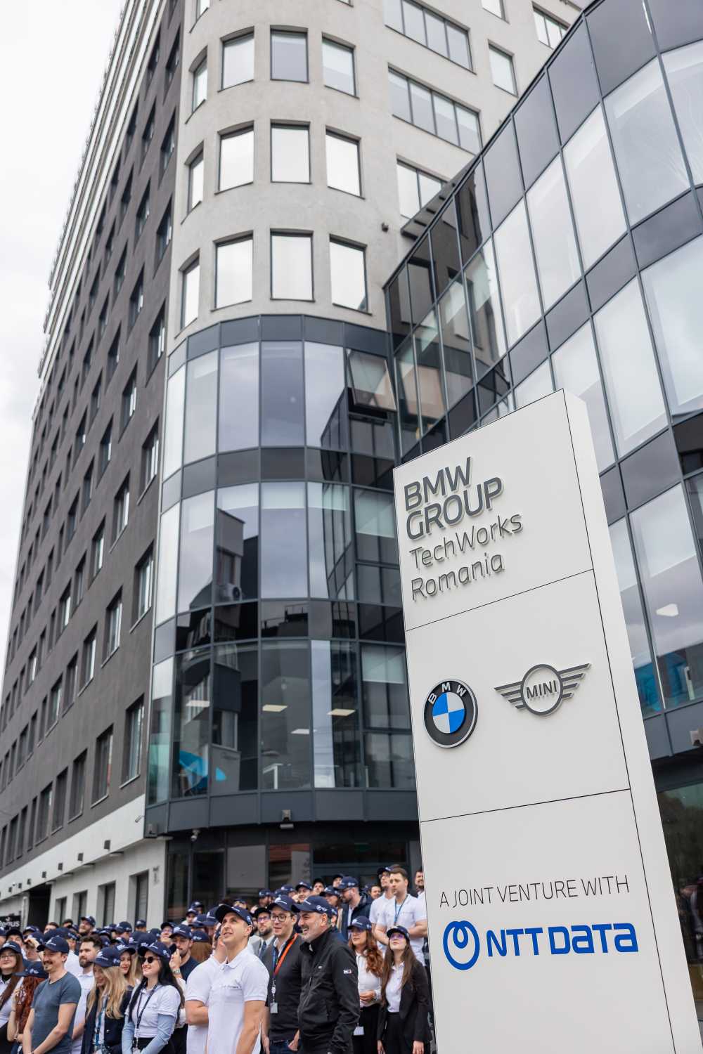 BMW TechWorks Romania triples the number of employees in 9 months (2nd ...