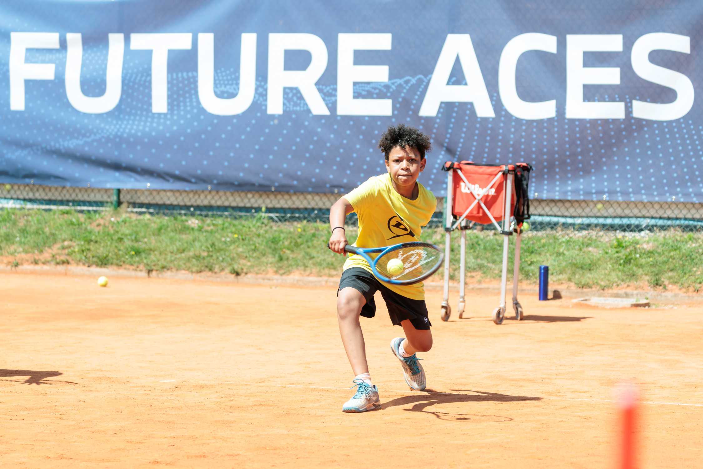 Aufschlag zu FUTURE ACES - Tenniscamp im MTTC Iphitos