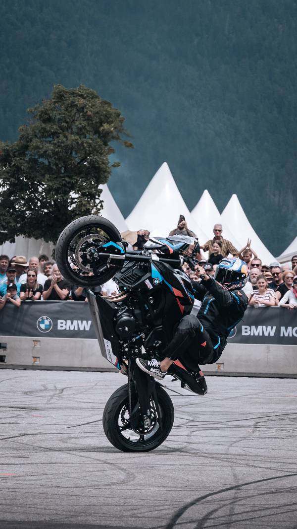 Motorrad Wheelie Logo