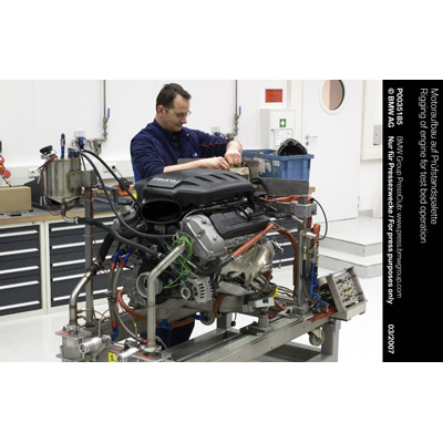 The new V8 Power Unit for the BMW M3.